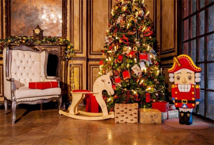 Top 50 Christmas House Decorations Inside - HDI-UK