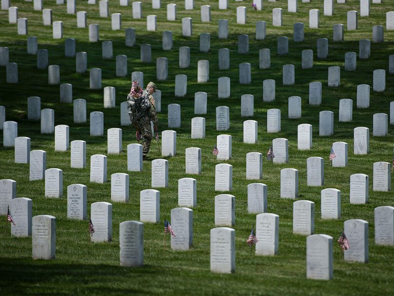 70 Best Memorial Day Decorations Ideas with Images 2020